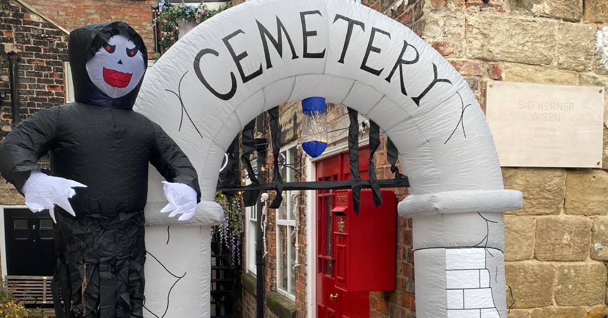 Knaresborough gets into the spirit of Halloween with spooky window ...