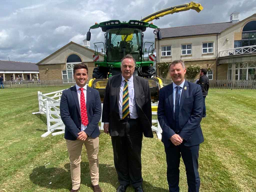 Geoff Brown steps down as chief executive of Ripon Farm Services