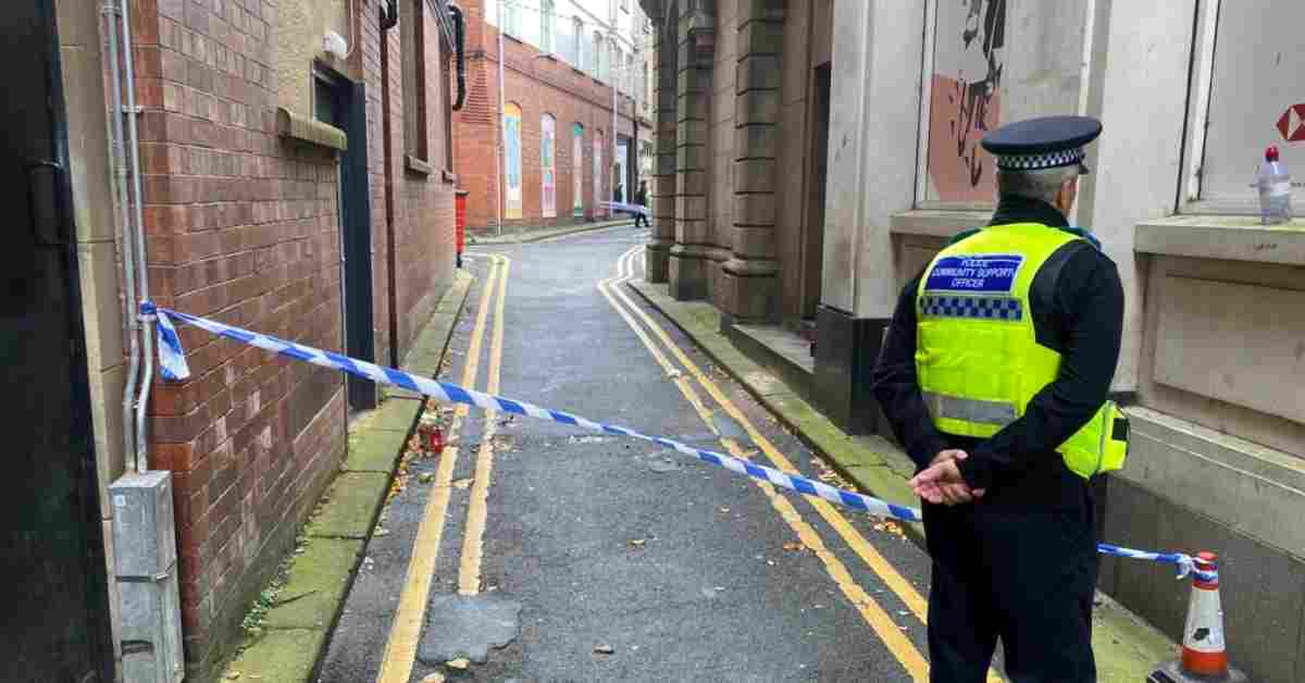 Police cordon off Harrogate town centre street