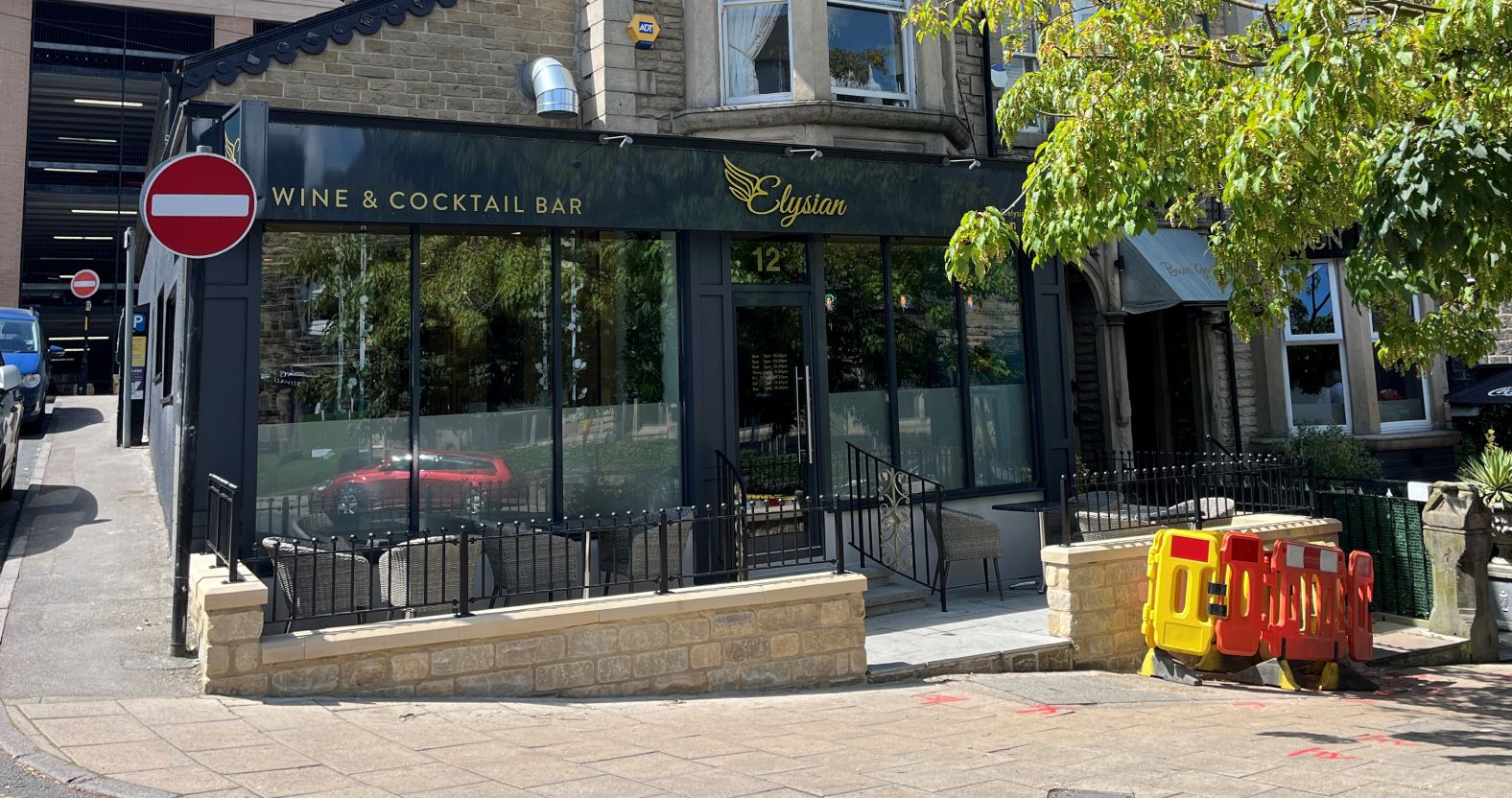 New bar opens on Harrogate's Cheltenham Crescent