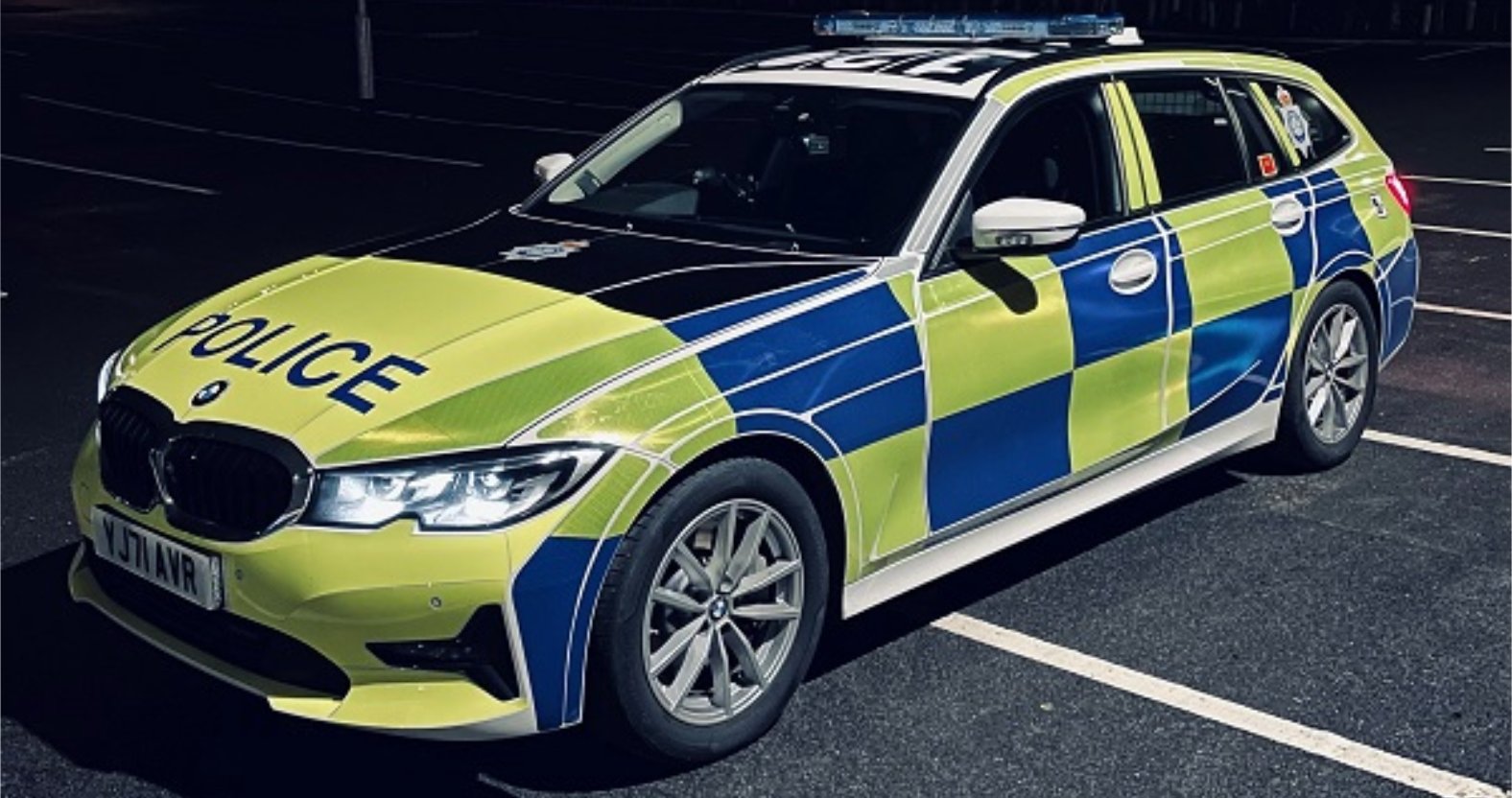 Knifepoint robbery in Harrogate sparks police appeal for information